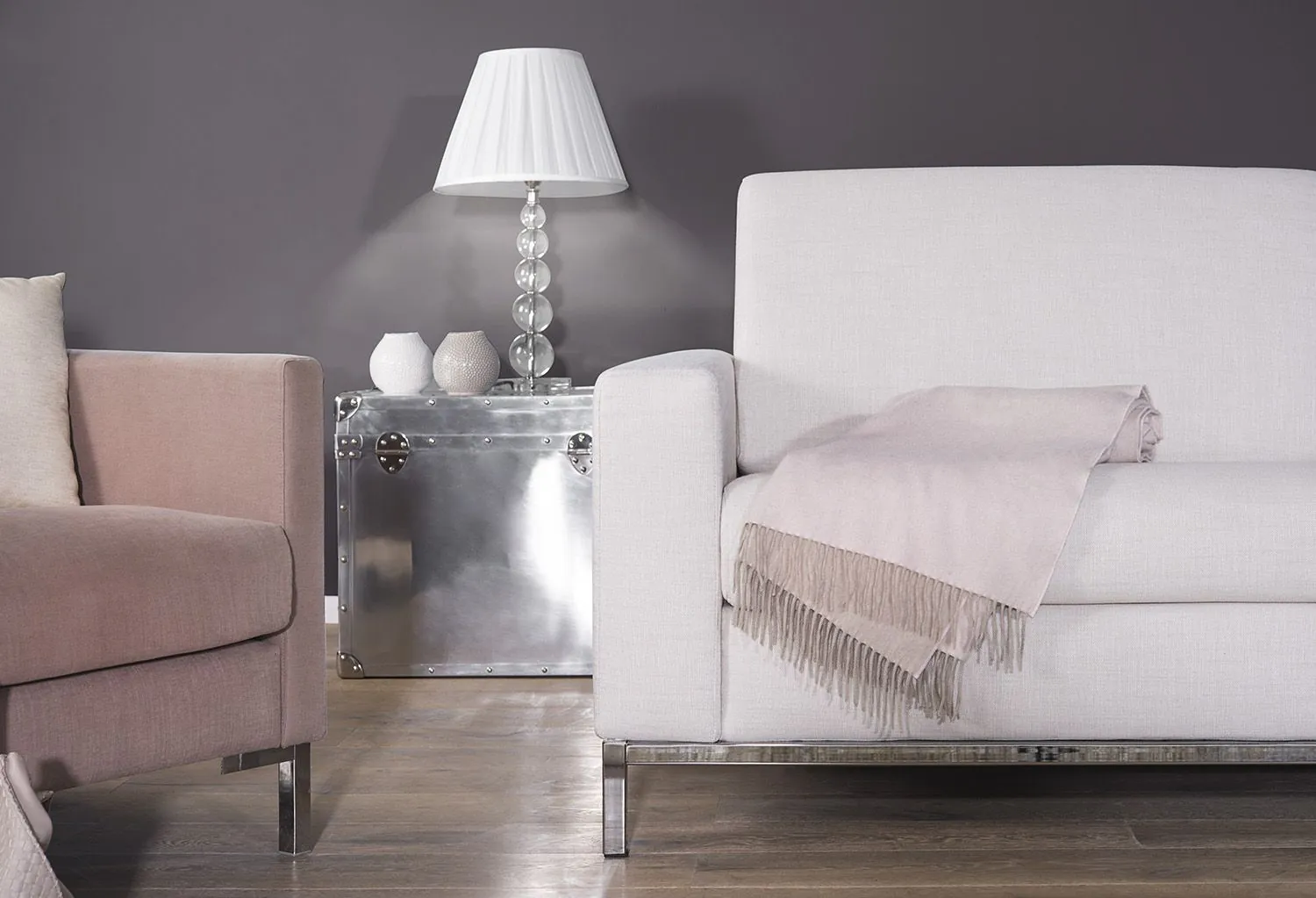 Designer Hocker Paglia Stoff weiß | VON WILMOWSKY